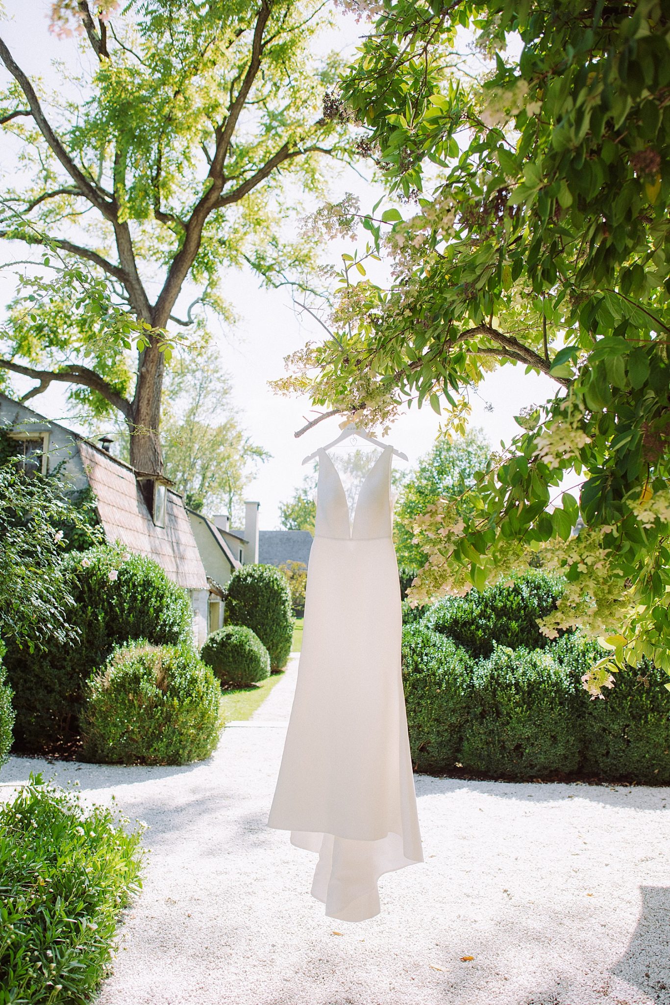 Valley Rock Inn Wedding | New York | Leah + Matt - Eden Strader Blog